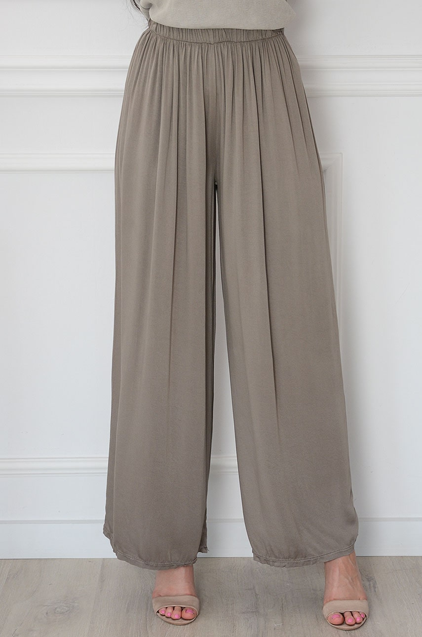 Luźne spodnie z wiskozy na gumie fango, Luźne spodnie z paskiem boho ...